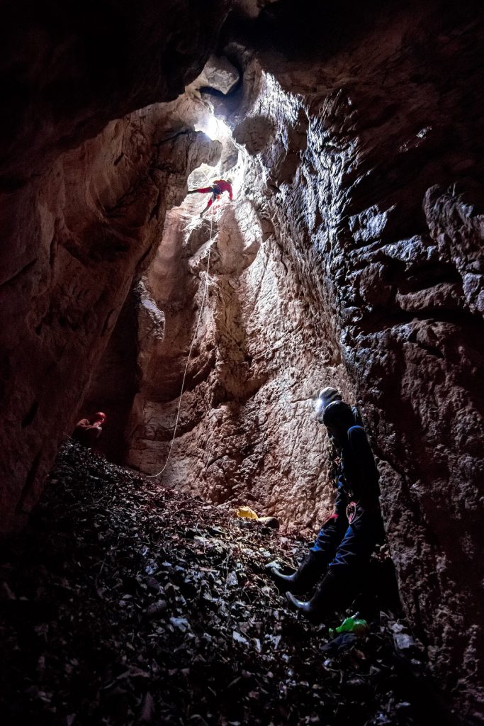 グラビア | Caving Journal Online